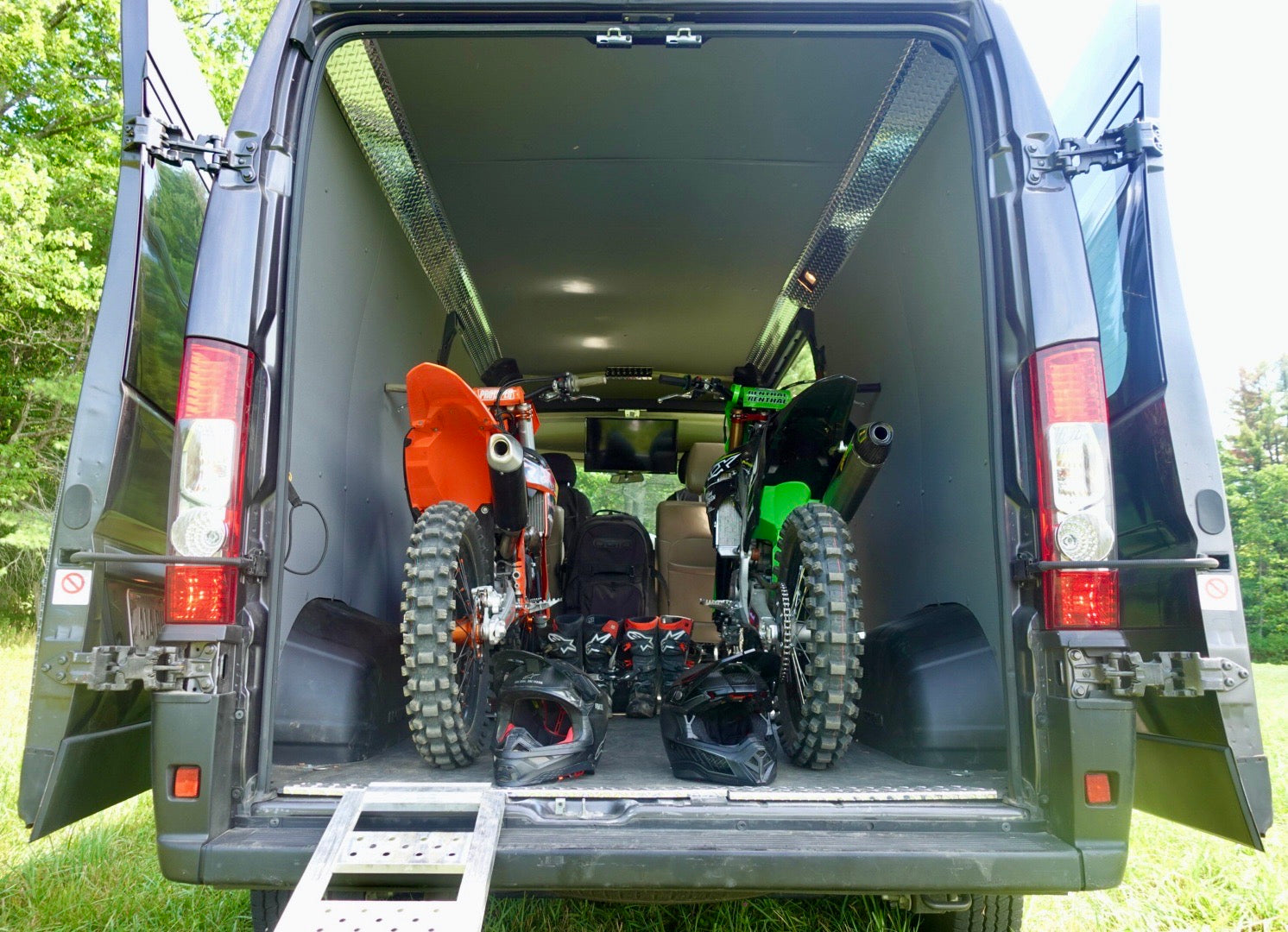 Nate M - RAM ProMaster | Custom Build on Upfit Supply