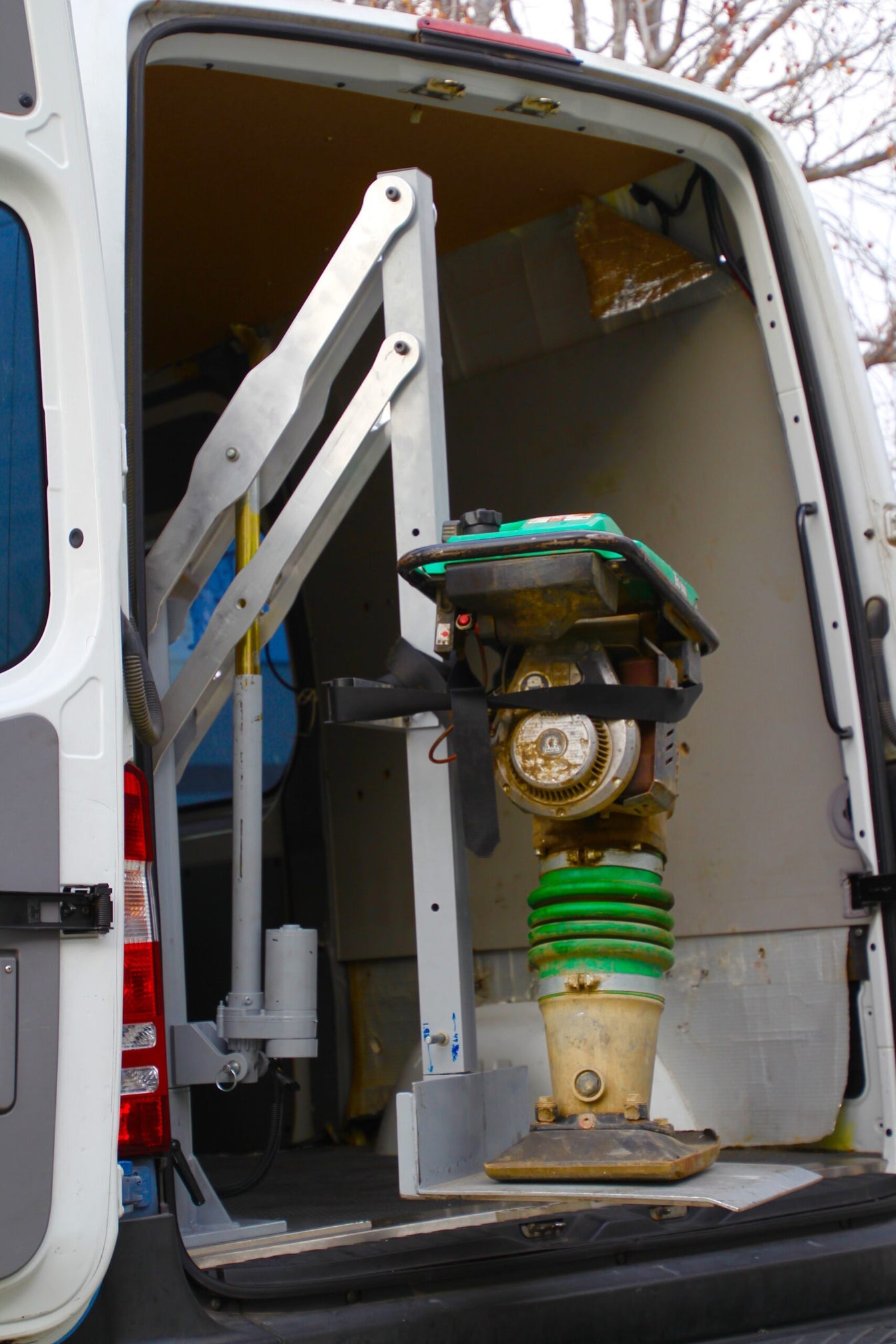 Cargo Van Liftgate for Sprinter, Ford Transit, ProMaster & NV Cargo ...