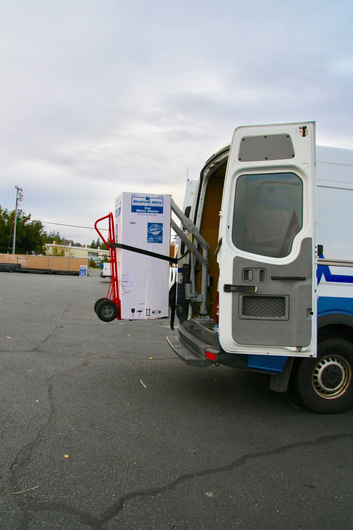 Cargo Van Liftgate for Sprinter, Ford Transit, ProMaster & NV Cargo ...