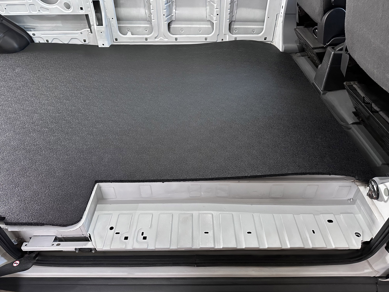 BedRug VanTred Cargo Mat for Ford Transit 148 in WB Regular